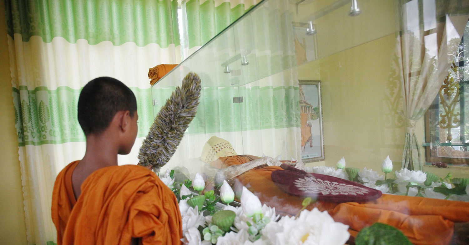 Monk’s corpse kept intact at pagoda in An Giang for nearly one decade