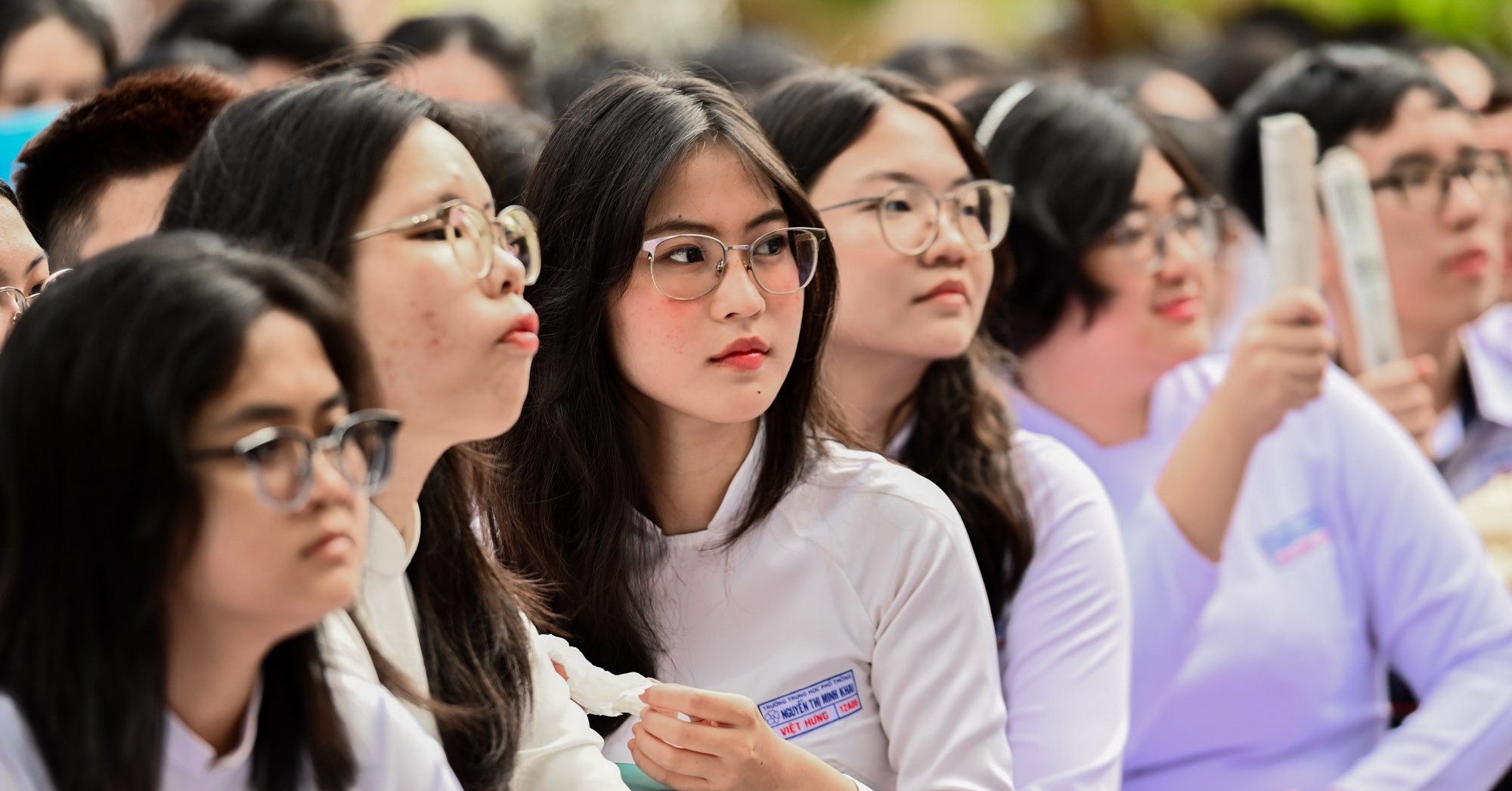 Chấn hưng văn hóa, khoan hãy nói về tiền