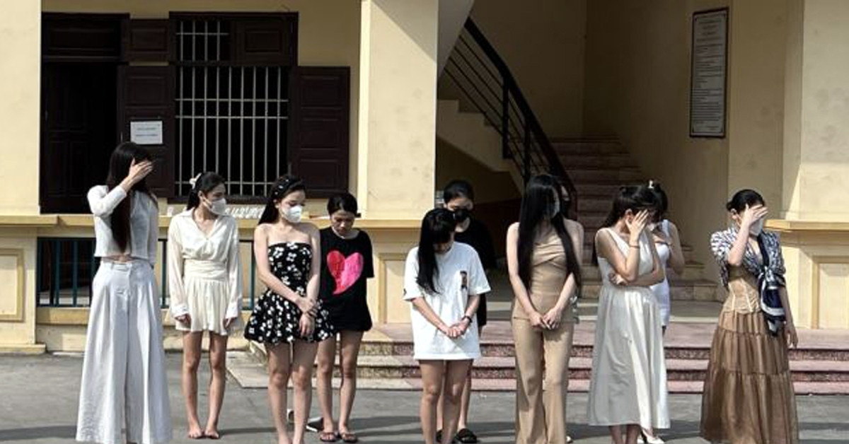 Phát hiện nhóm nam nữ liên tỉnh 'bay lắc' trong nhà nghỉ Rolex ở Hưng Yên