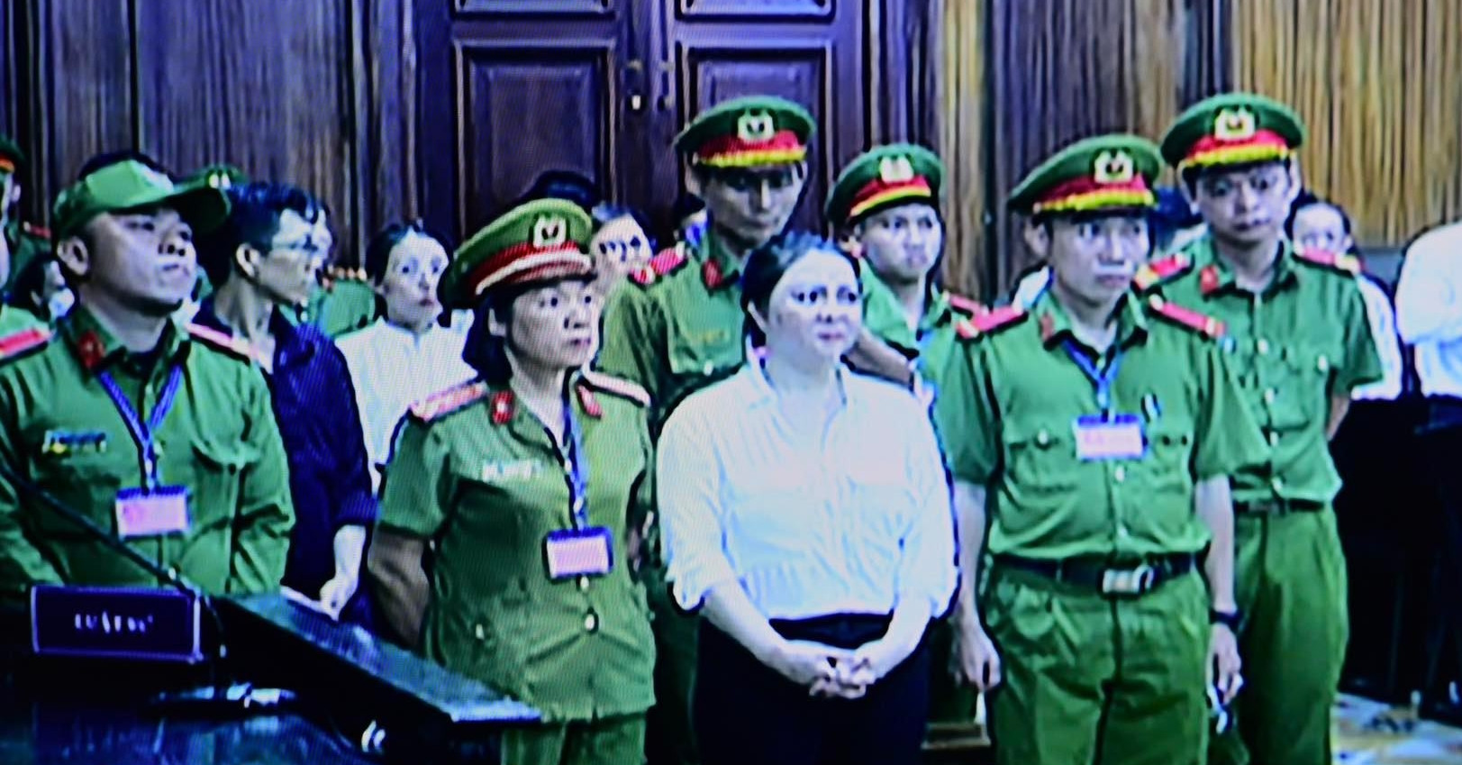 Bà Nguyễn Phương Hằng lãnh án 3 năm tù