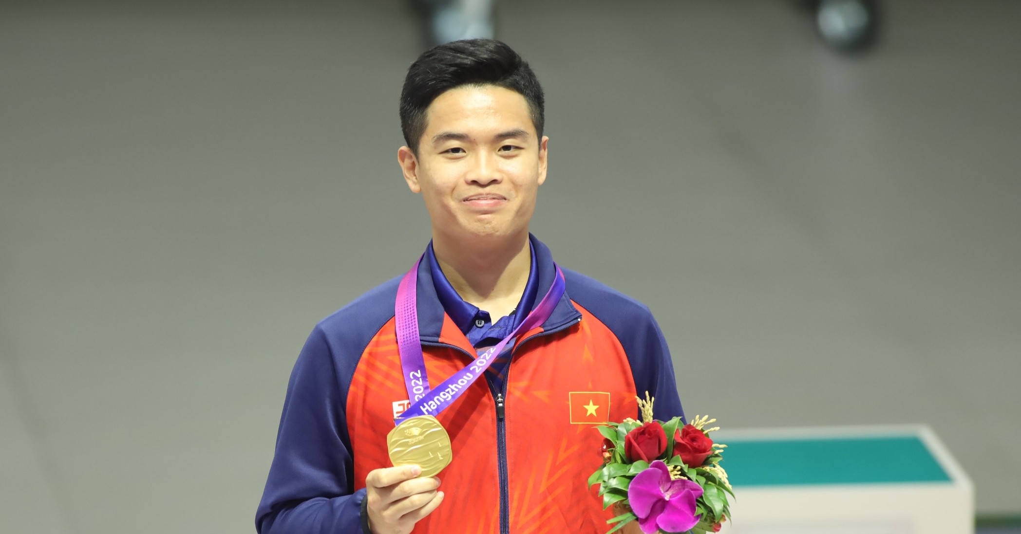 Phạm Quang Huy giành HCV Asiad, Phạm Cao Sơn thưởng một... cái ôm