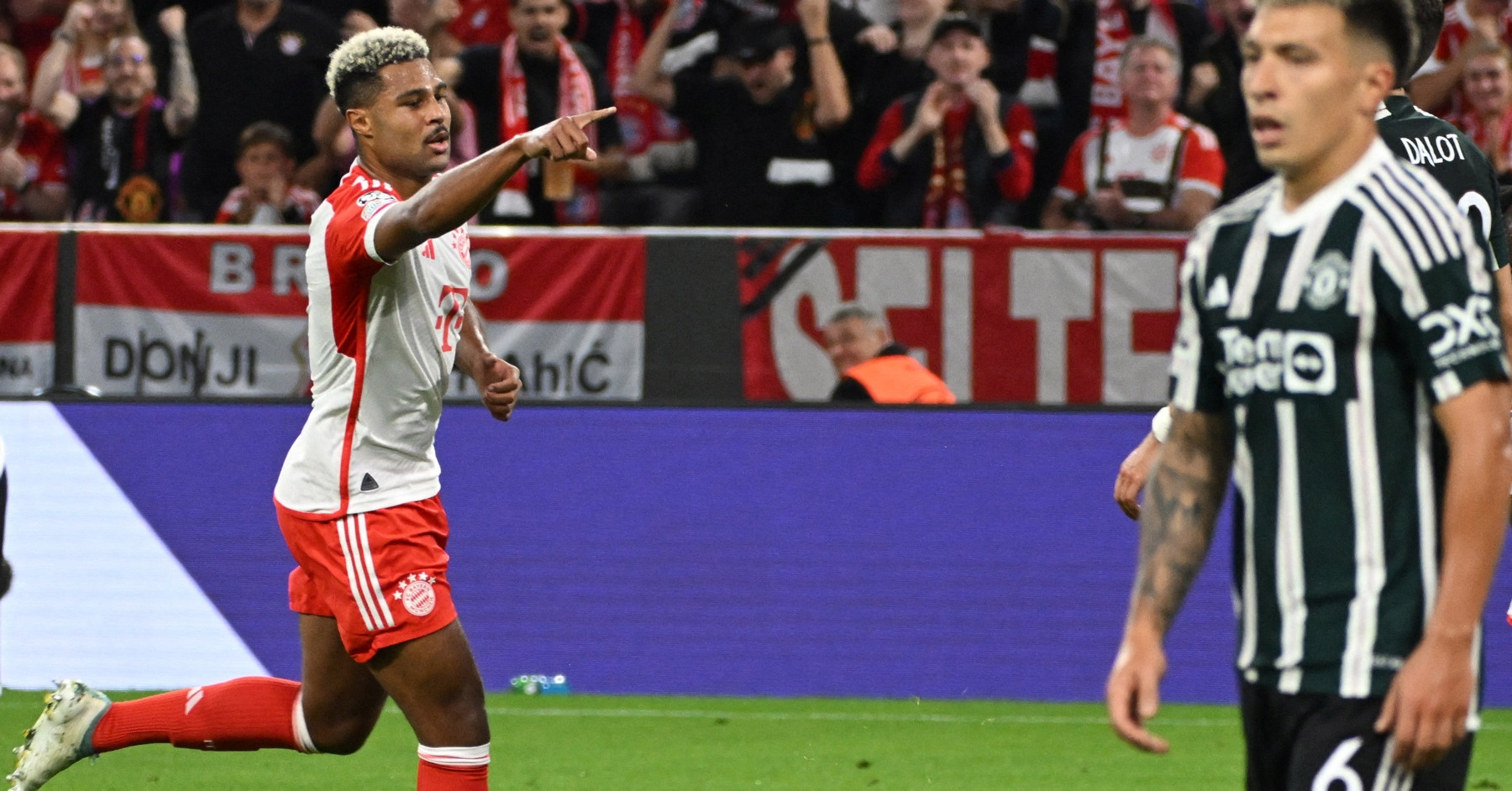 Tin bóng đá 29/9: MU ký Gnabry, Chelsea lấy Theo Hernandez