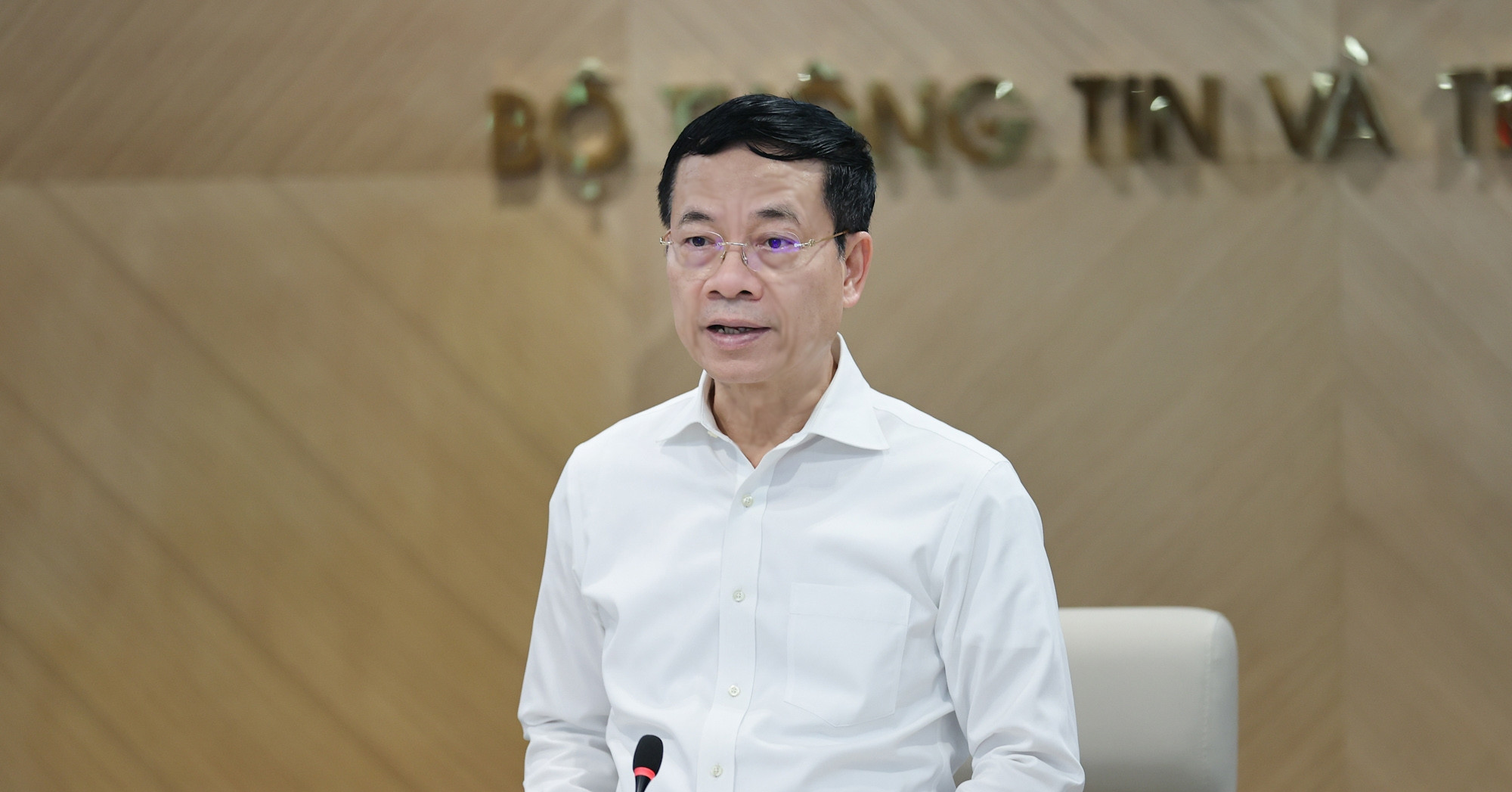 Bộ trưởng Nguyễn Mạnh Hùng nói về phát triển kinh tế số