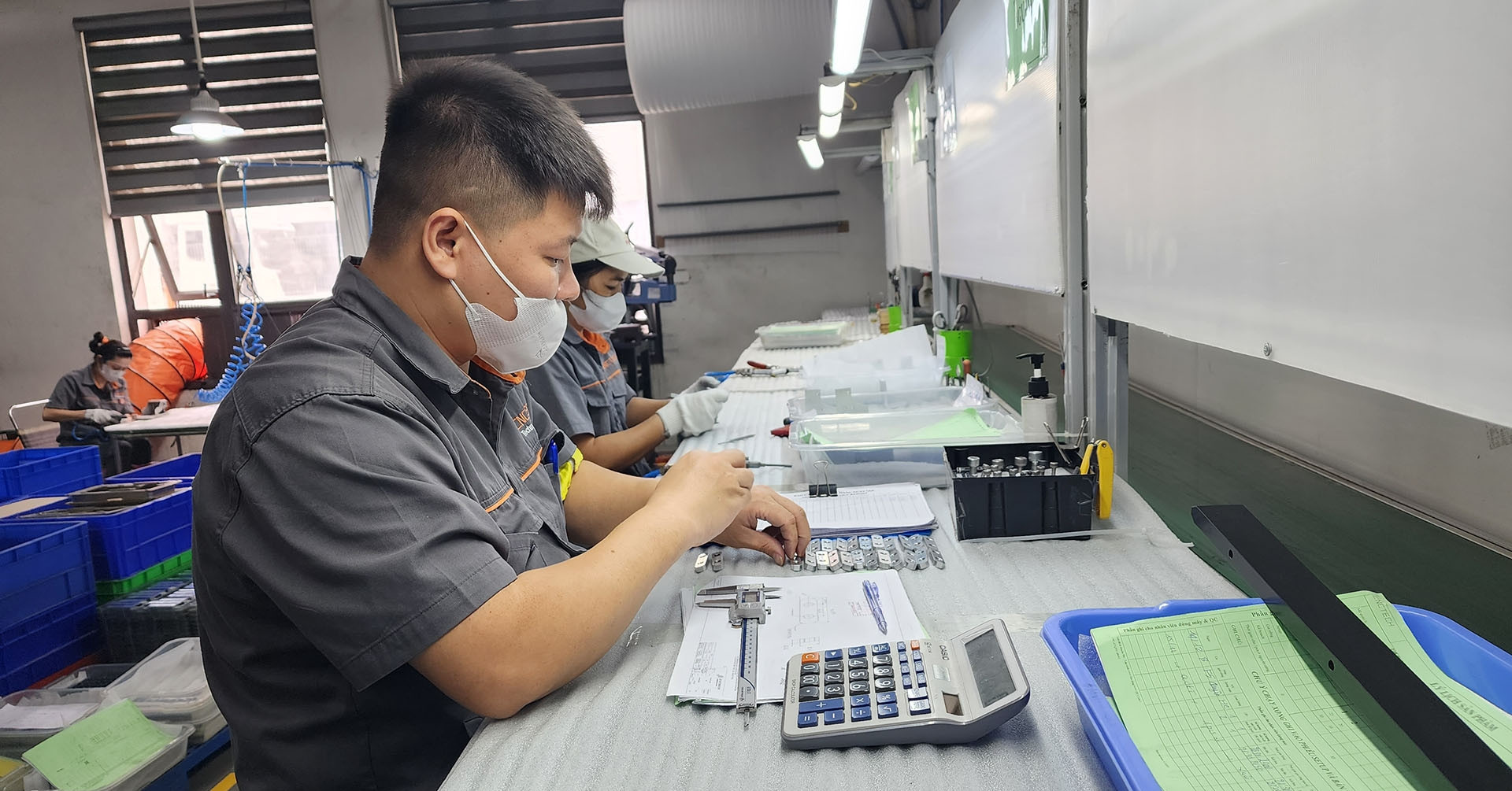 Đơn hàng giảm, cần sớm có giải pháp thiết thực giảm chi phí cho doanh ...