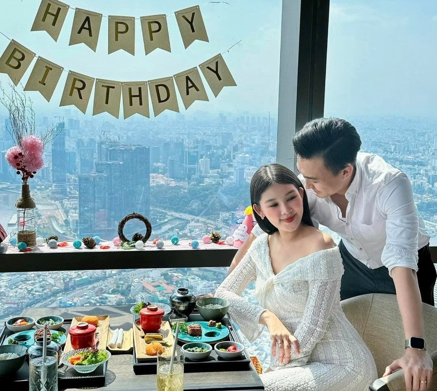 Ai sướng như Ngân Anh, sinh nhật tuổi 29 được chồng MC tặng luôn nhà mới