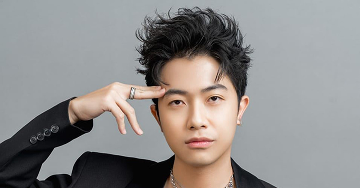 Cris Phan ‘2 ngày 1 đêm’ bất ngờ được trao giải cống hiến