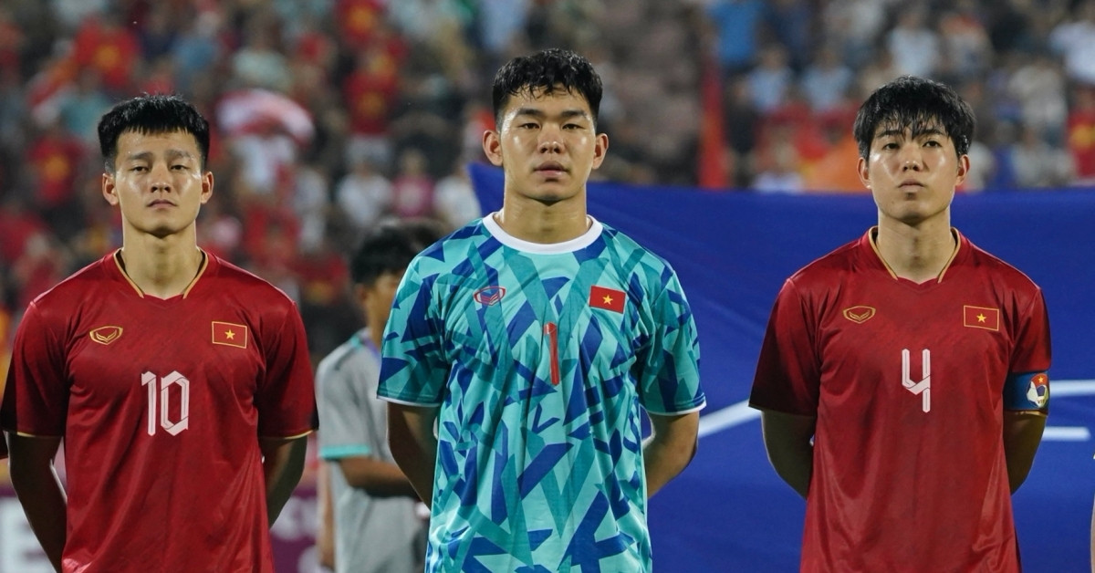 Tuyển Việt Nam: Bất ngờ với thủ môn làm 'kép phụ' cho Nguyễn Filip