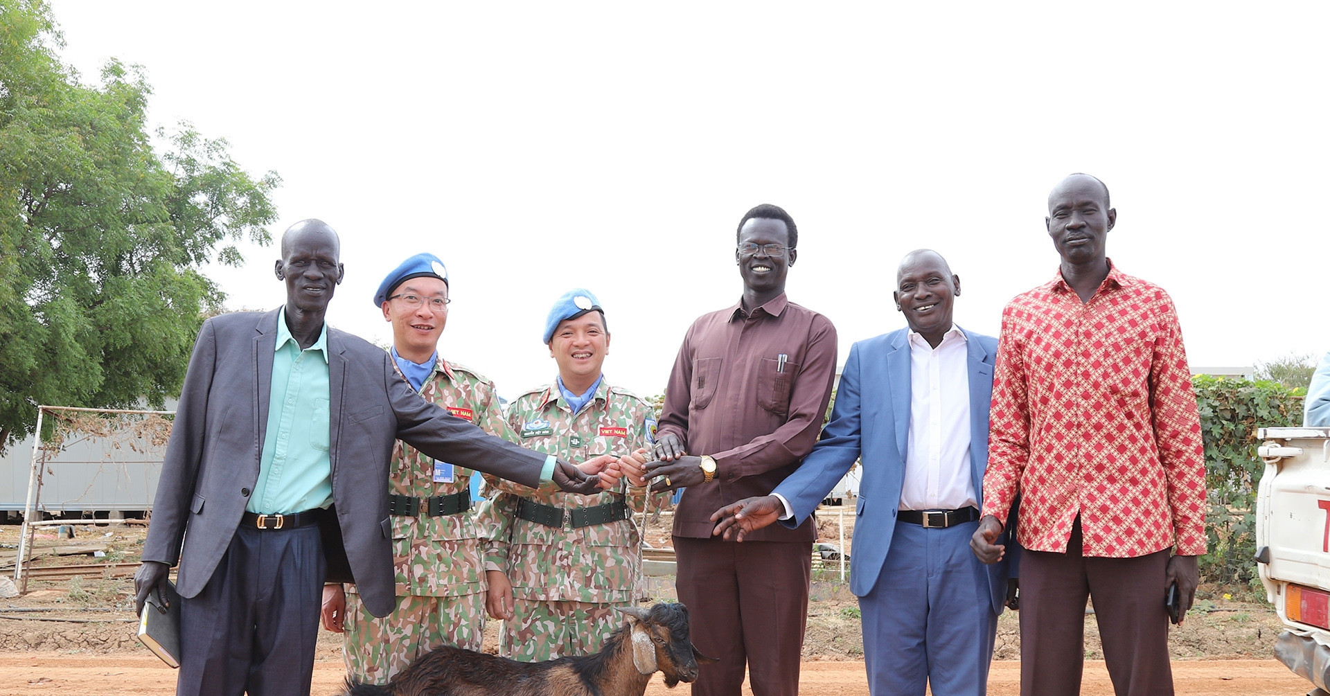 Vietnams Un Peacekeeping Mission In Africa Praised For Helping Build