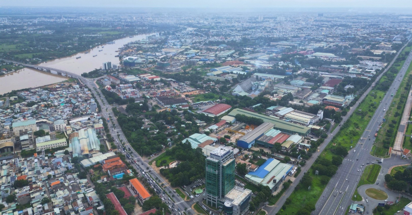 Chuyển đổi công năng KCN Biên Hòa 1 thành đô thị, trung tâm hành chính ...