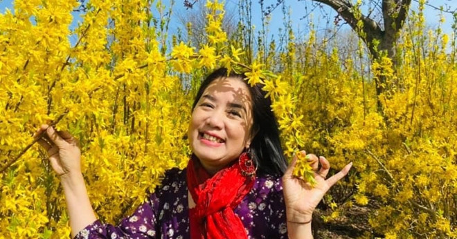 Mùi Tết vương dấu chân xa