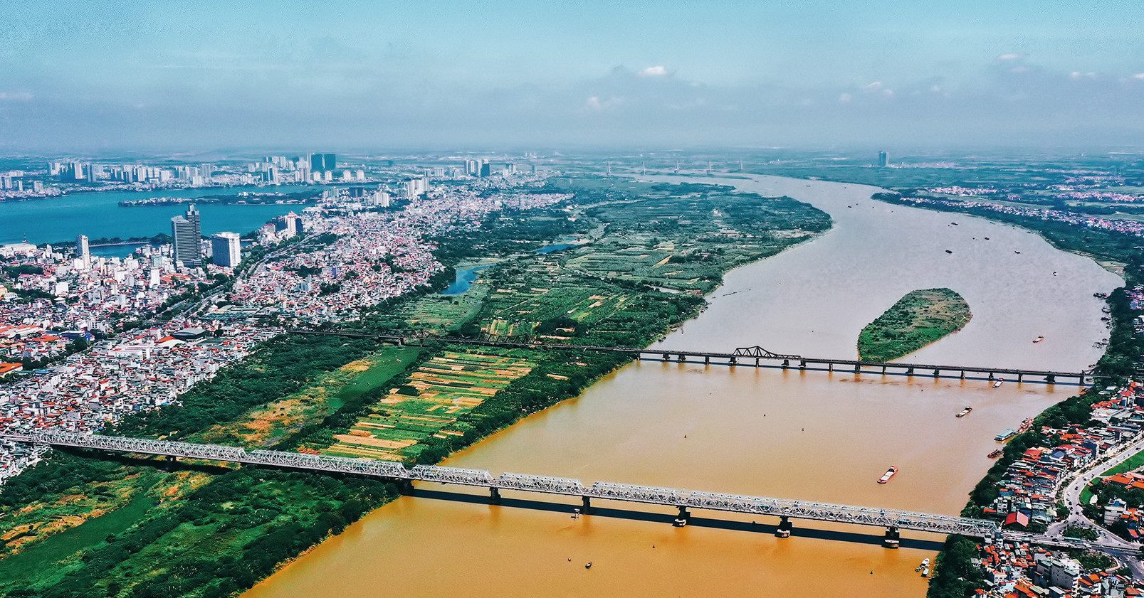 Hà Nội dự kiến làm đường sắt 1 ray chạy dọc sông Hồng