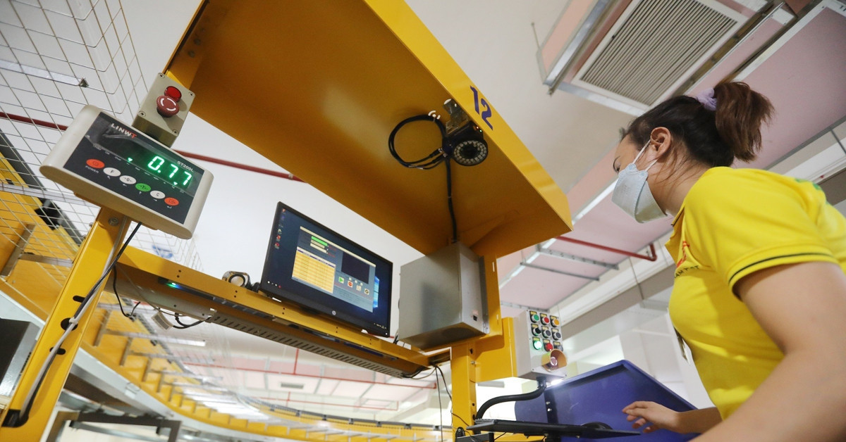 Postal network to serve ecommerce and logistics services