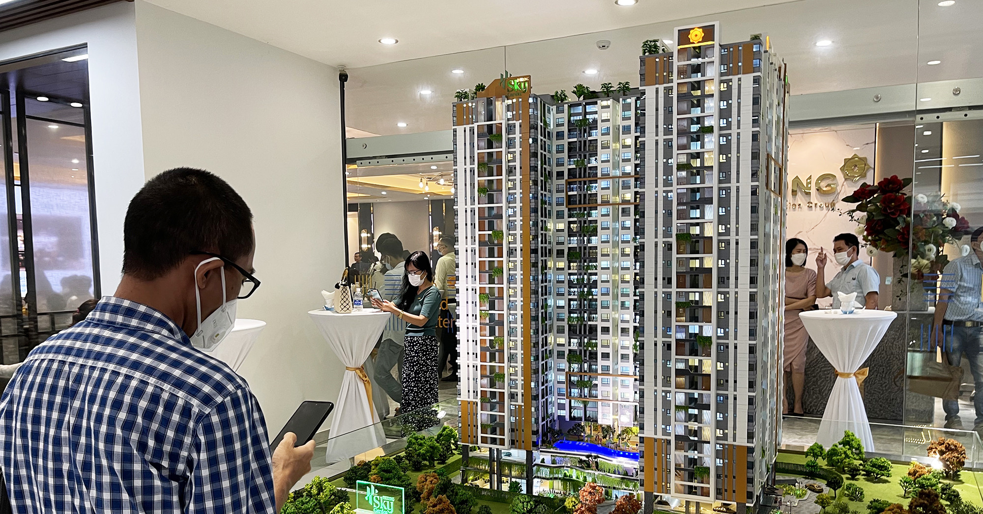 Cư dân bị ‘treo’ sổ hồng vì dự án thế chấp; làm rõ vụ phá rừng ở dự án ...