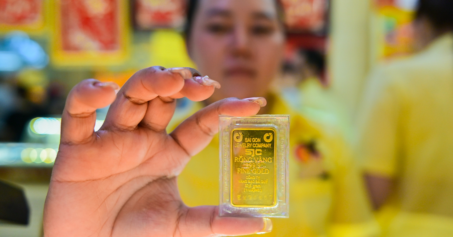 Châu Á say sưa, phương Tây chưa nhập cuộc, 'cơn bão' giá vàng mới chỉ ...