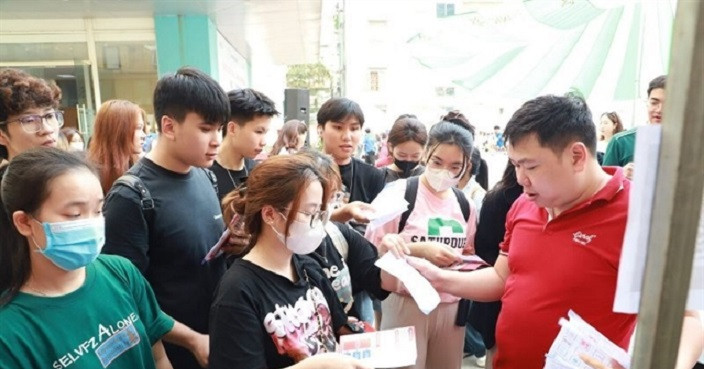 Student part-time work: finding the right balance