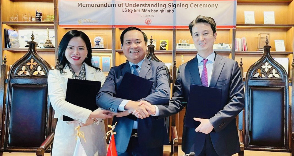 Tỉnh Quảng Trị, T&T Group hợp tác SK E&S chuyển đổi năng lượng, tăng trưởng xanh