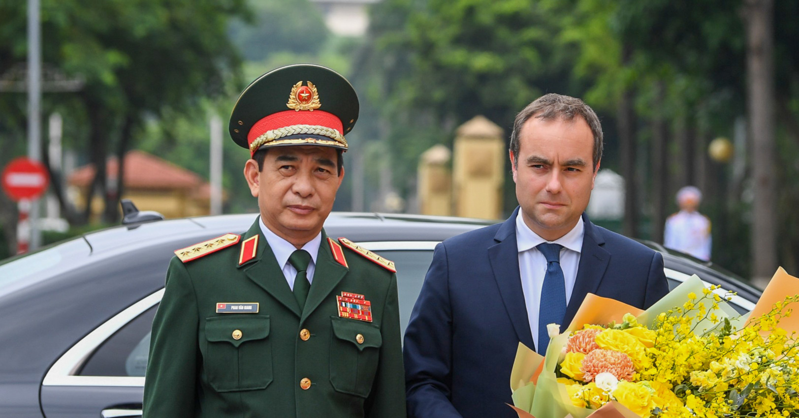 Bộ trưởng Quân đội Pháp thăm Việt Nam: Khép lại quá khứ, hướng tới ...