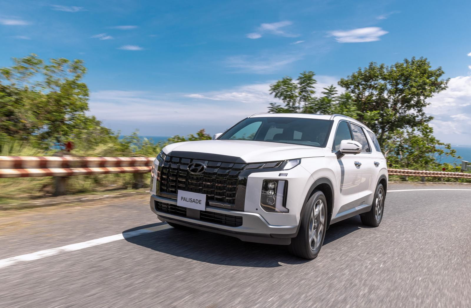 Thông số, hình ảnh, giá xe ô tô Hyundai Palisade Exclusive 7 chỗ 2023