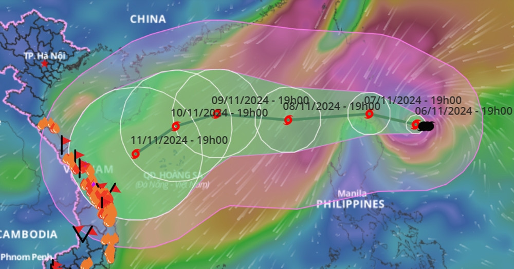 Bão Yinxing mạnh nhất trước khi vào Biển Đông, đổi hướng liên tục