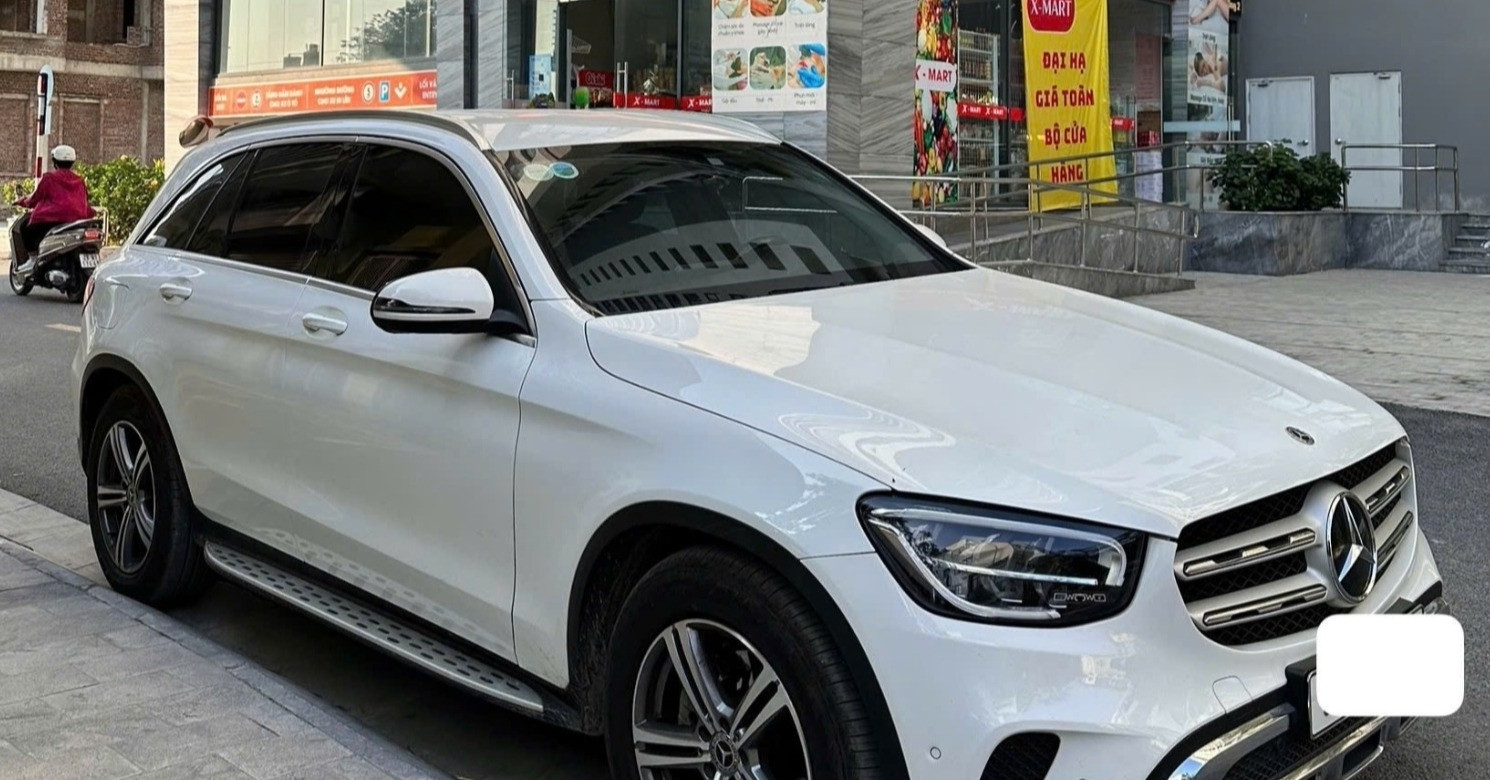 Vụ mua xe Mercedes GLC 200 tua 50.000km: Showroom nhận sai, chấp nhận ...