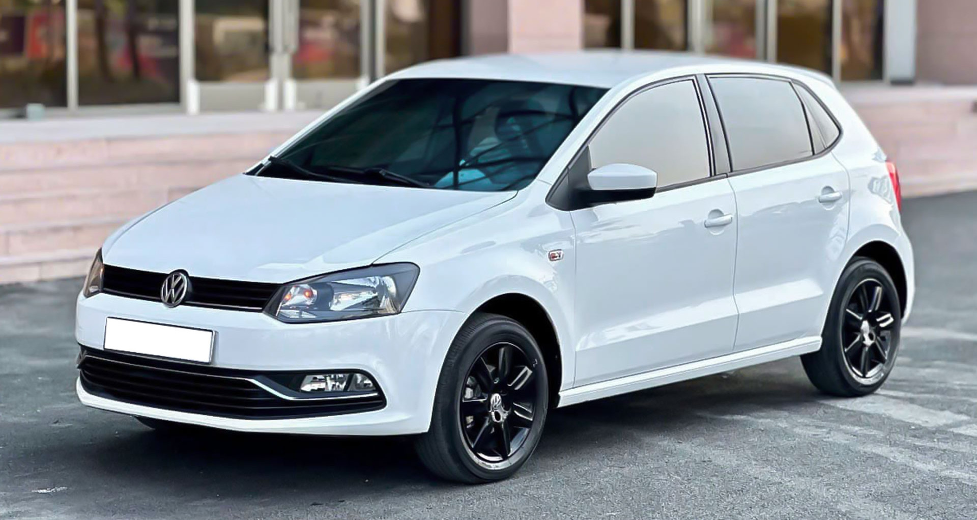 Volkswagen Polo 2016 giá dưới 300 triệu, lái hay nhưng phải đánh đổi về trang bị
