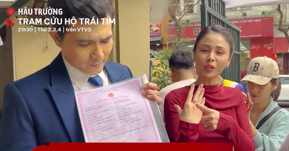 Hậu trường lầy lội của cặp đôi bị ghét nhất Trạm cứu hộ trái tim