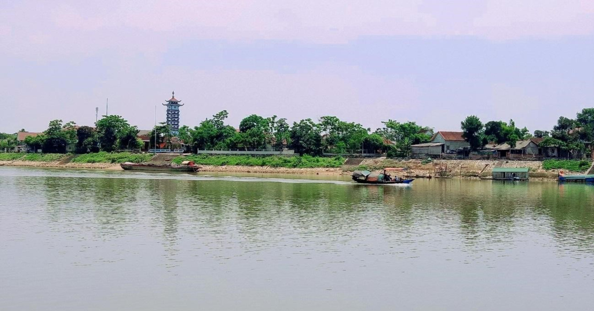 Sông La lắng đọng phù sa