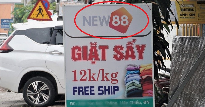 Tràn lan bảng quảng cáo chứa logo trang cá cược trên đường phố Đà Nẵng