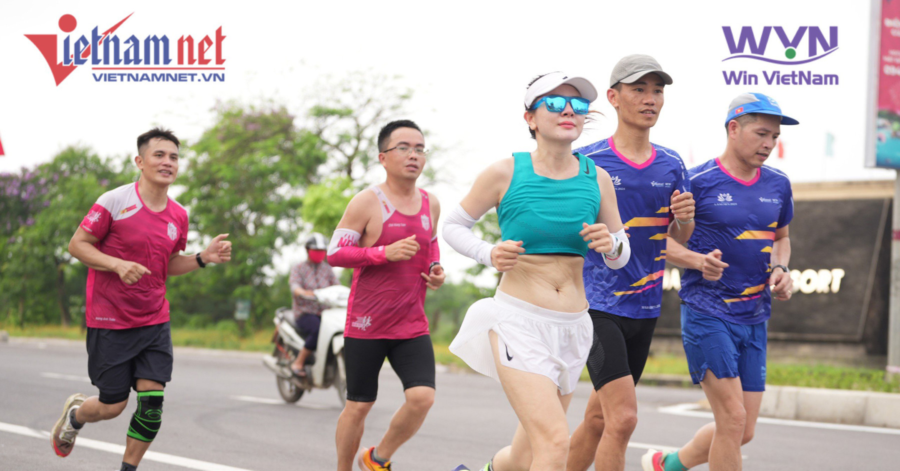 Hấp dẫn cuộc thi đồng đội tại Hành trình về Làng Sen 2024