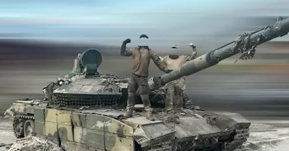 Ukraine công bố video thu giữ chiến tăng T-90M của Nga