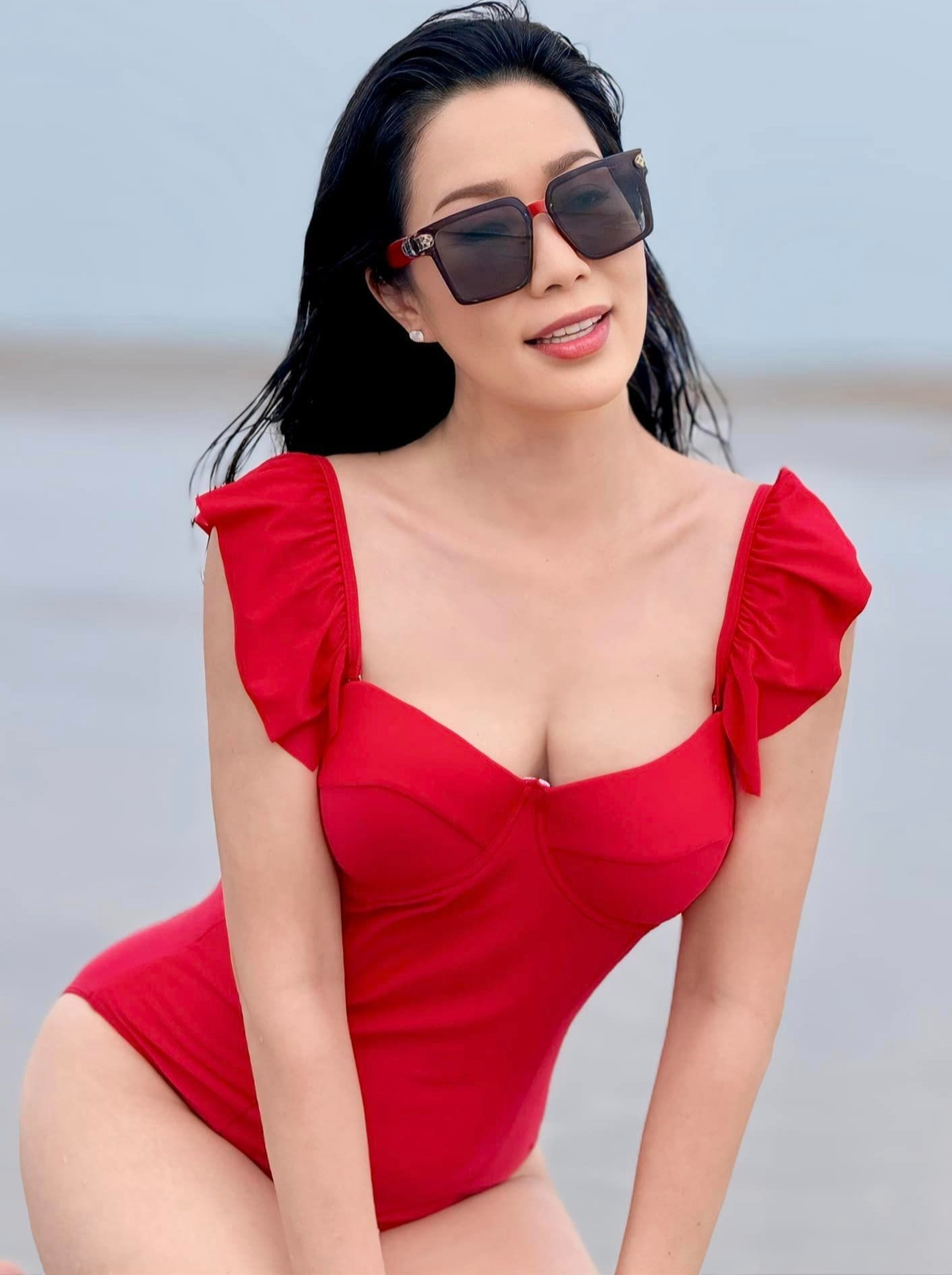 Sao Việt 11/6/2024: MC VTV Mai Ngọc khoe em trai CEO, NSND Trịnh Kim Chi sexy