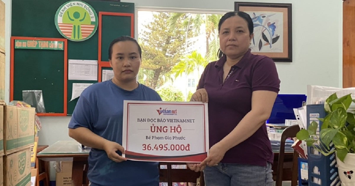 Trao hơn 36 triệu đồng đến bé Phạm Gia Phước