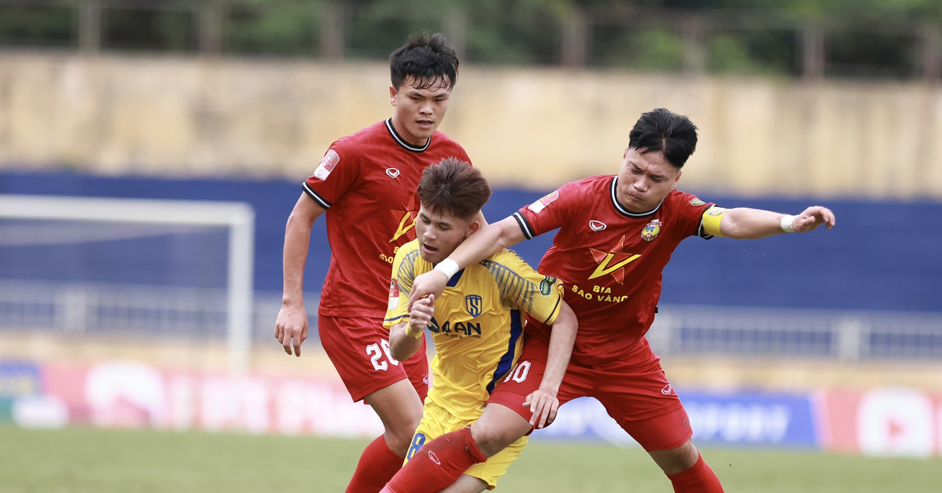 SLNA bất lợi, HAGL sẵn sàng cho kịch bản xấu cuộc đua né play-off V-League