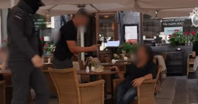 Video Nga bắt giữ công dân Pháp nghi làm gián điệp nhiều năm