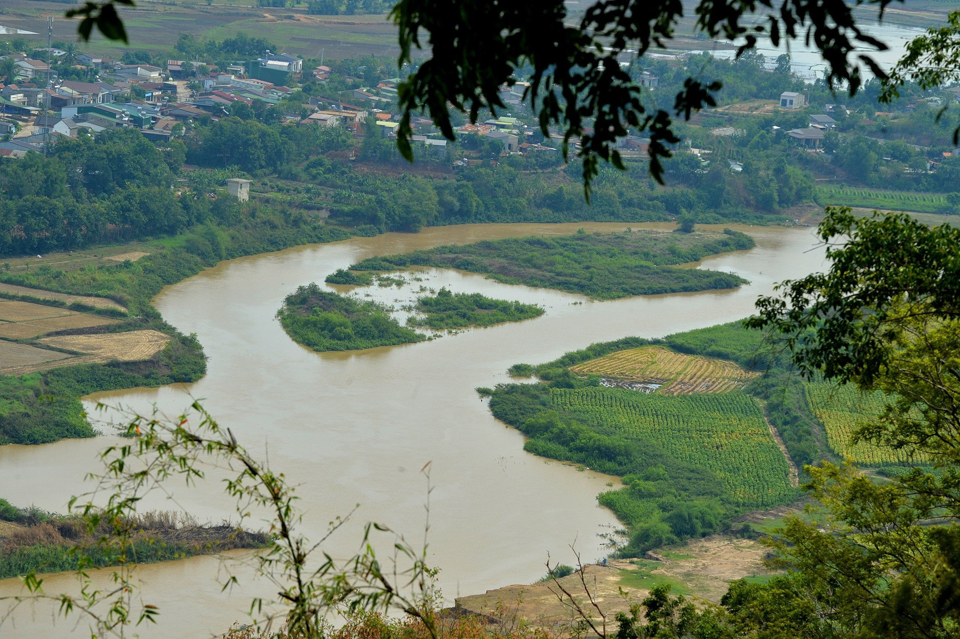 Chuyện của những dòng sông: Ơi Krông Ana! Có nghe tiếng chiêng đêm trước