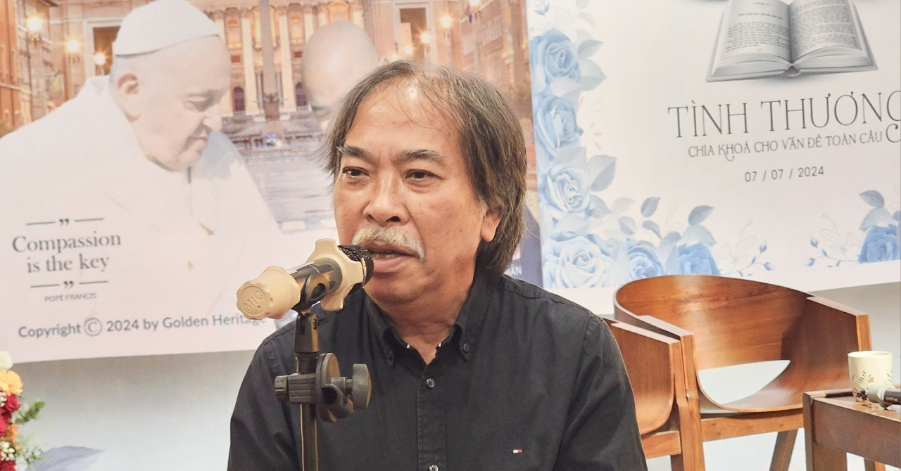 'Ngày thế gian tàn lụi là khi con người tắt đi ngọn lửa của tình thương'