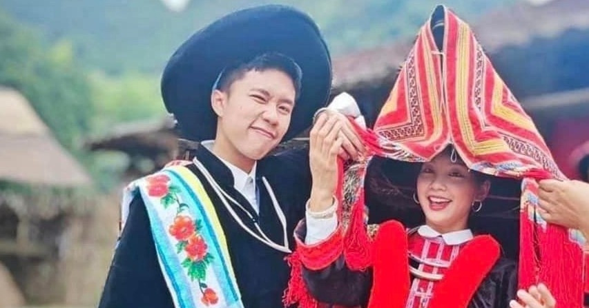 Hình ảnh hậu trường cực đáng yêu của cặp đôi 'Đi giữa trời rực rỡ' đang ...