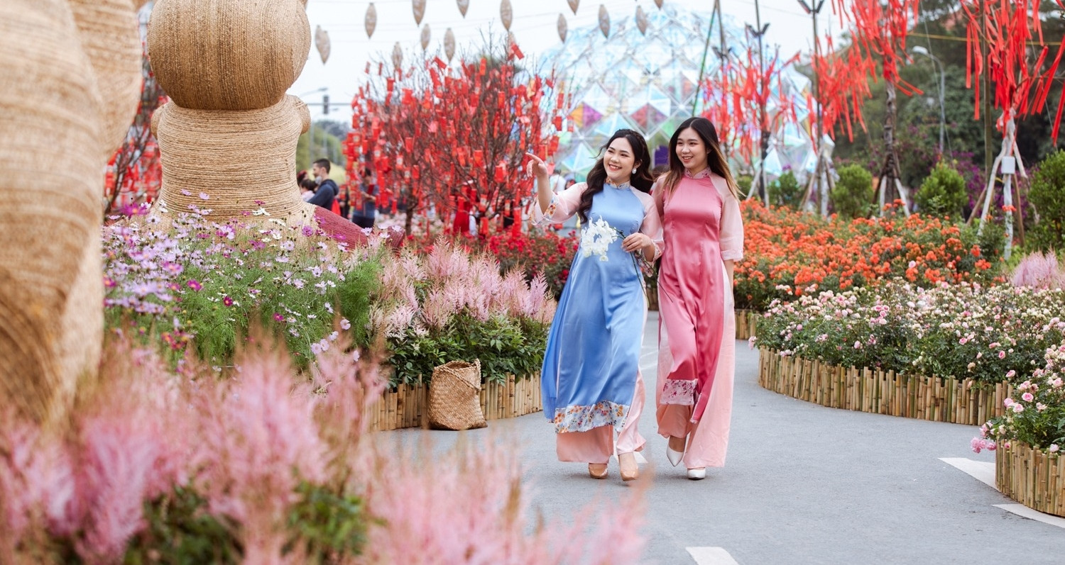 Home Hanoi Xuan tôn vinh tinh hoa Tết Việt