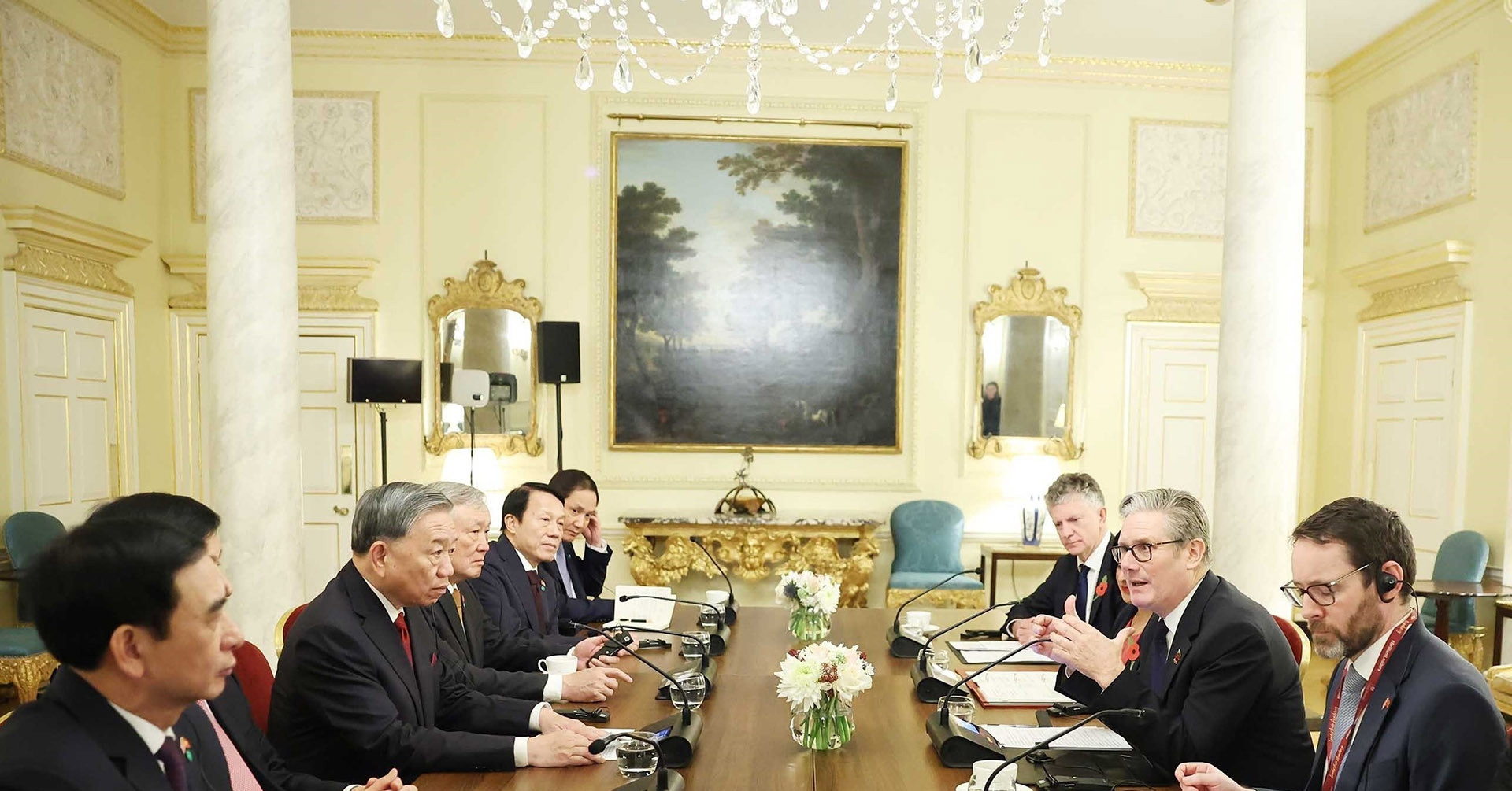 Tuyên bố chung về nâng cấp quan hệ Việt Nam-Anh lên Đối tác chiến lược toàn diện