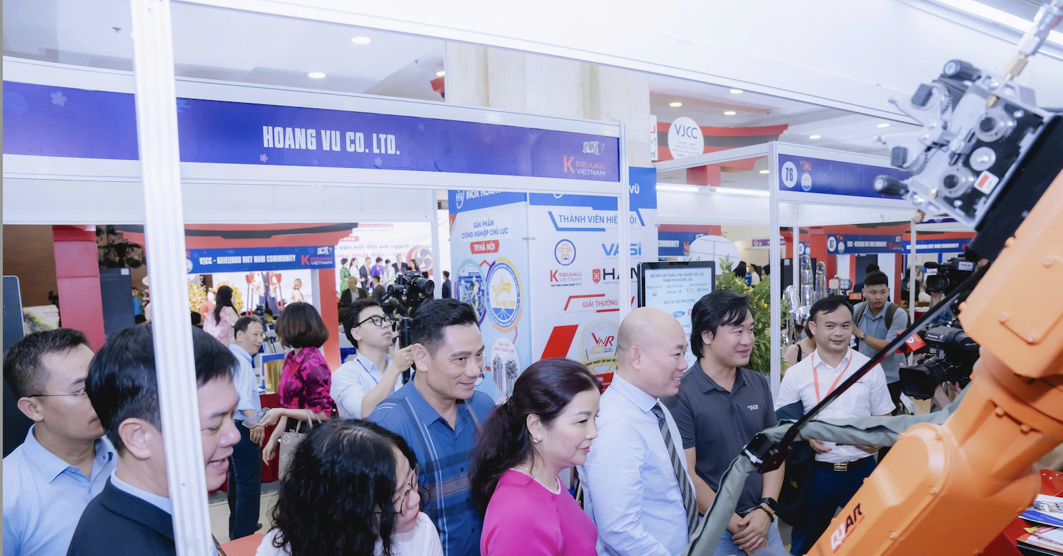 Hơn 350 gian hàng, nhiều sản phẩm công nghiệp quy tụ tại Hanoi Mip Fair ...