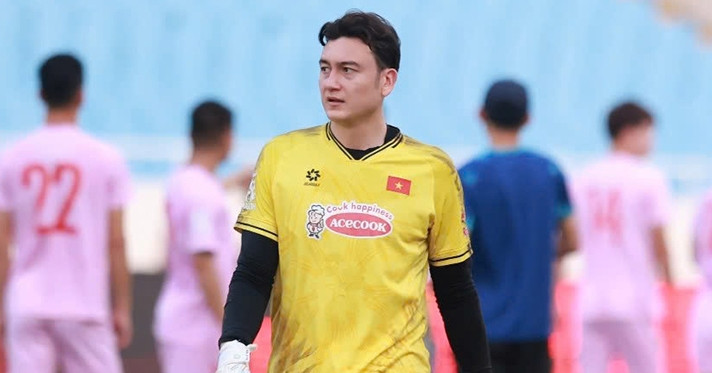 Đặng Văn Lâm dễ làm kép phụ trận tuyển Việt Nam vs Lào