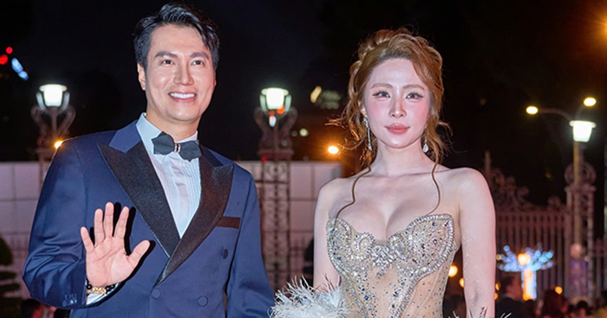 Diễn viên Việt Anh tình tứ bên Quỳnh Nga sánh đôi LHP Việt Nam