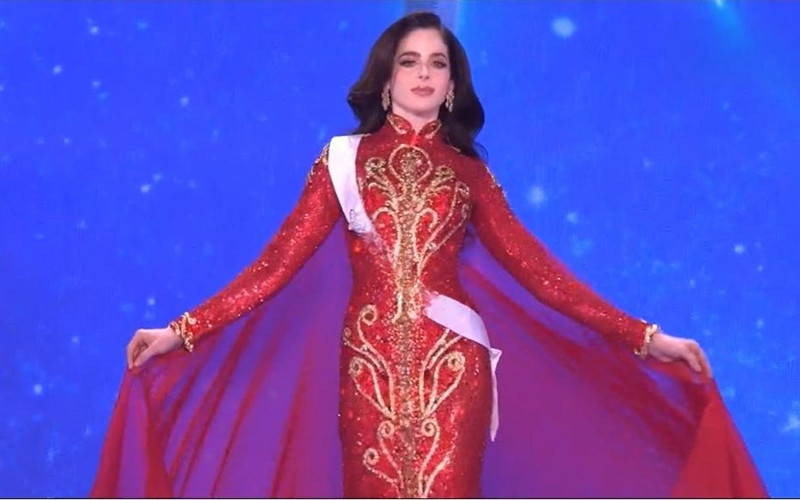 Miss Mexico Fatima Bosch crowned Miss Universe 2025