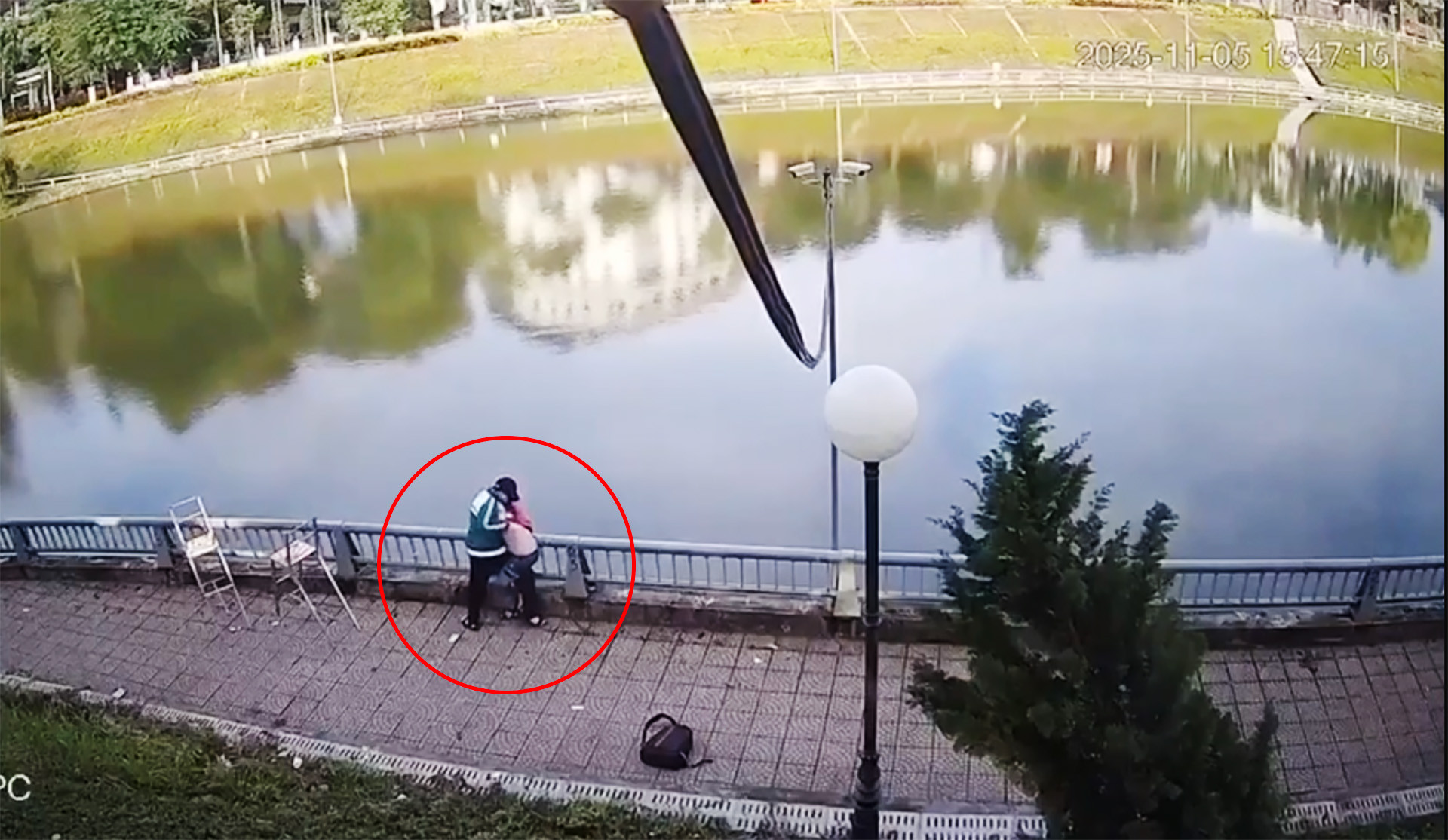 Tình trạng sức khỏe của nam sinh bị bạn hành hung, đẩy xuống hồ ở Lào Cai