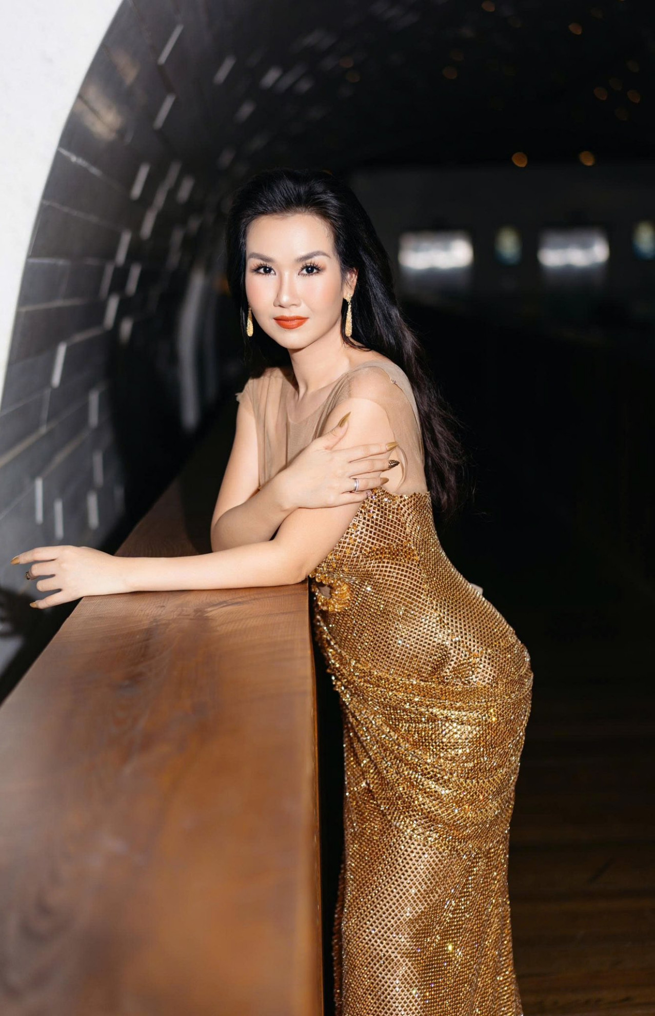 Singer Vo Ha Tram 'changed her life' after the grand ceremony, being ...