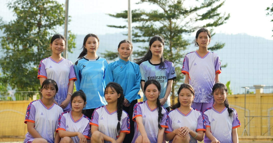 Nơi những người phụ nữ vùng cao tự tin bước ra sân cỏ