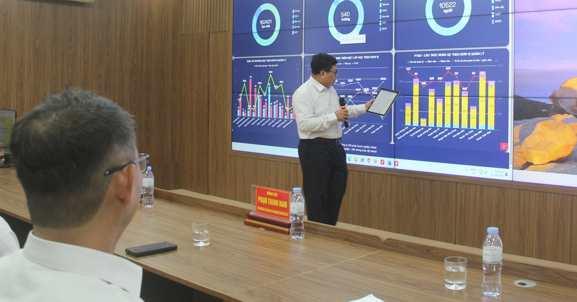 Cách công nghệ số giúp chính quyền địa phương 2 cấp “gần dân, sát dân”