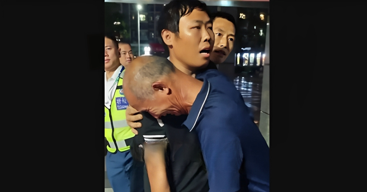 Nam sinh bỏ nhà đi suốt 8 năm vì trượt đại học, ngày trở về không nhận ...