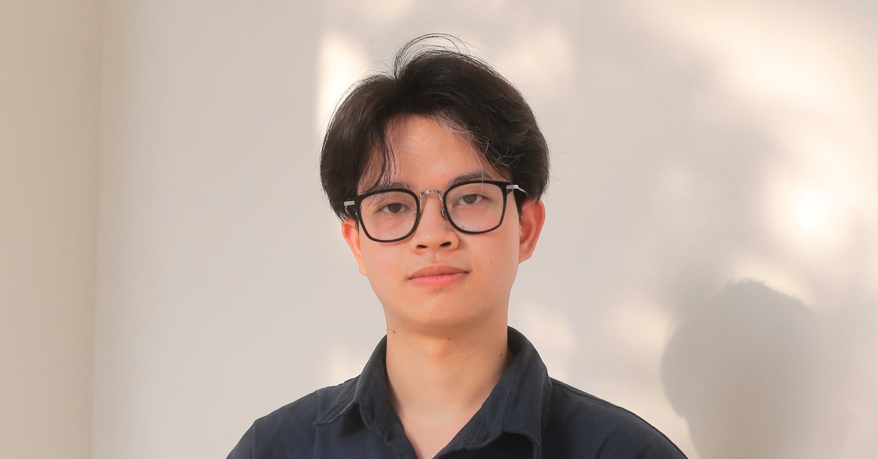 Mẹ nhặt ve chai 20 năm, nuôi con tốt nghiệp xuất sắc Đại học Bách khoa ...