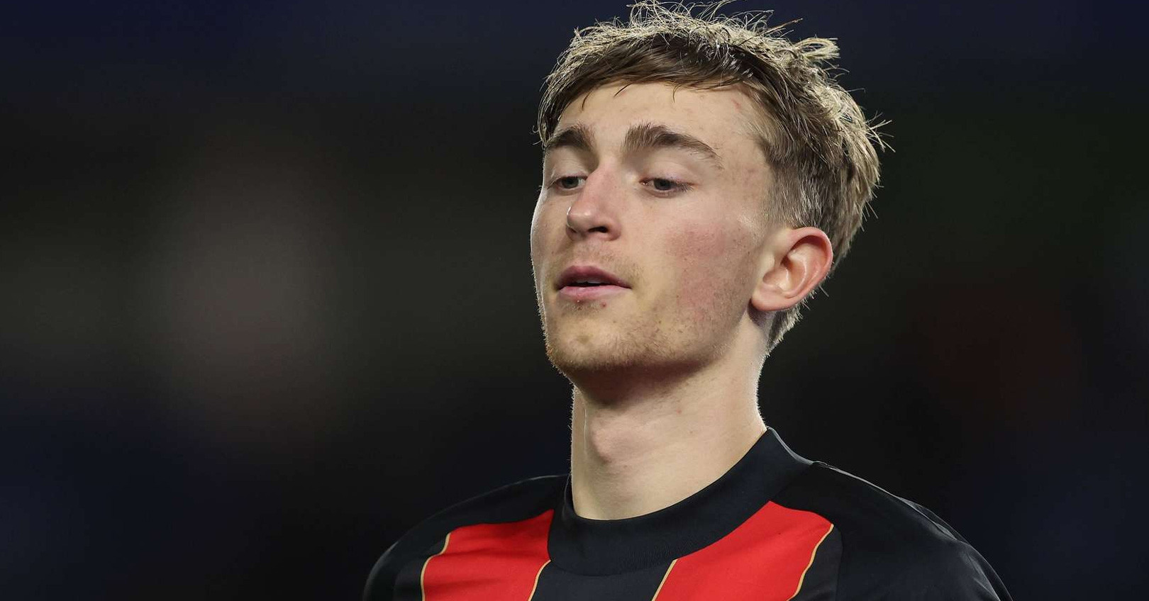 Real Madrid hoàn tất ký Dean Huijsen giá 58 triệu euro